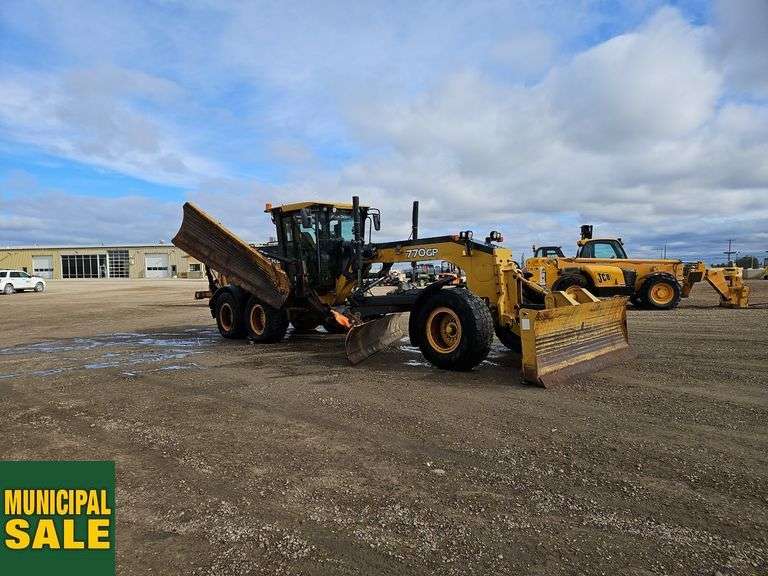 2016 John Deere 770GP Grader Ripper/Scarifier, Snow Wing, Front Blade ...