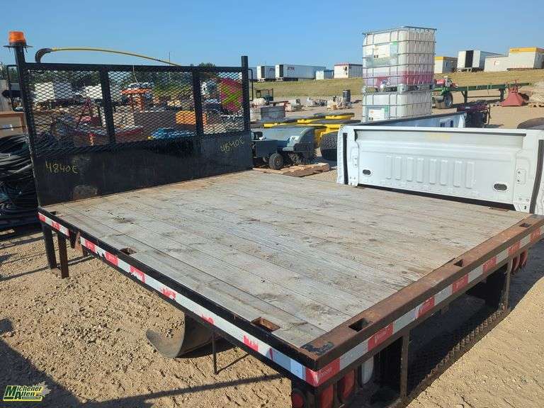 9ft Flat Deck - Michener Allen Auctioneering Ltd