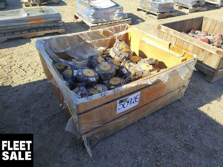 Pallet of North Self Retracting Lifeline - Michener Allen Auctioneering Ltd