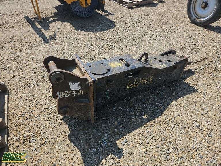 Backhoe Breaking Hammer (fit HR290) - Michener Allen Auctioneering Ltd