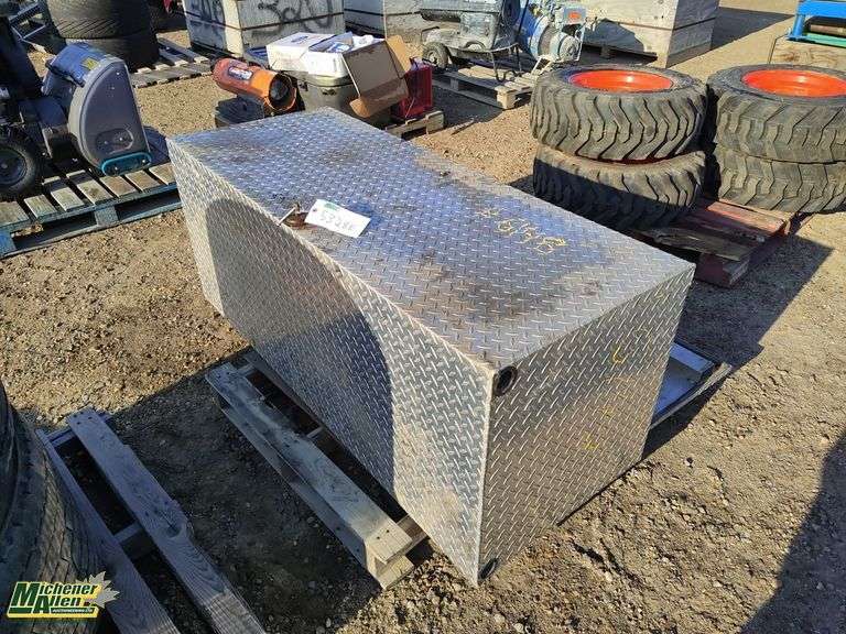 Checkerplate Cargo Box, Parts - Michener Allen Auctioneering Ltd