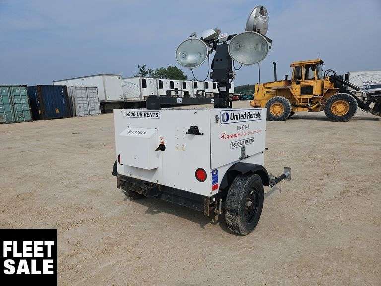 2015 Magnum 8kw Light Tower - Michener Allen Auctioneering Ltd