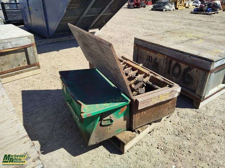 GreenLee Job Box with Welding Remote Cables, Hydraulic Jacking System ...