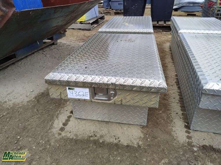 Checker Plate Tool Box - Qty 1 - Michener Allen Auctioneering Ltd