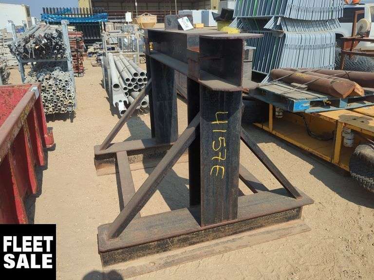 5x5 Steel Stand - Qty 1 - Michener Allen Auctioneering Ltd