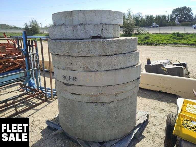 Concrete Rounds - Qty 1 - Michener Allen Auctioneering Ltd