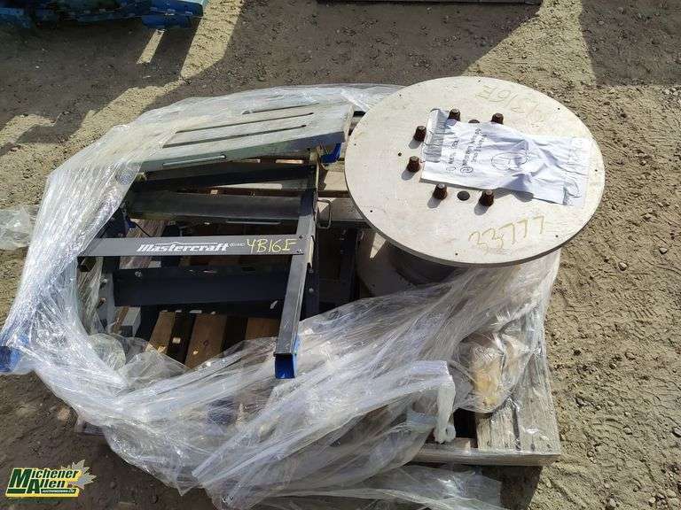 Metal Spool Mastercraft Wheeled Stand / Scaffold - Qty 1 - Michener ...