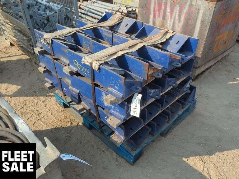Pallet of Metal Brackets - Qty 1 - Michener Allen Auctioneering Ltd