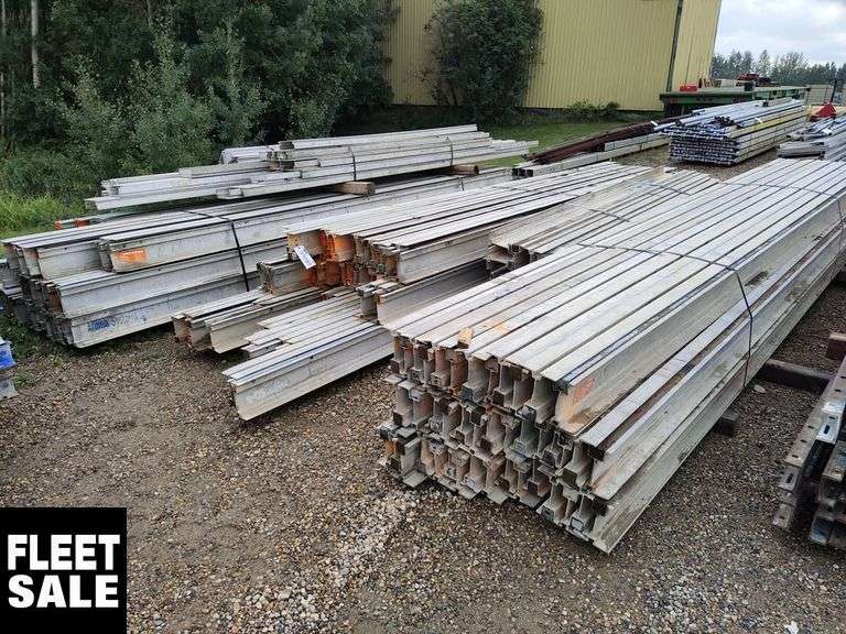 4 Bundles of Aluma System Beams - Michener Allen Auctioneering Ltd