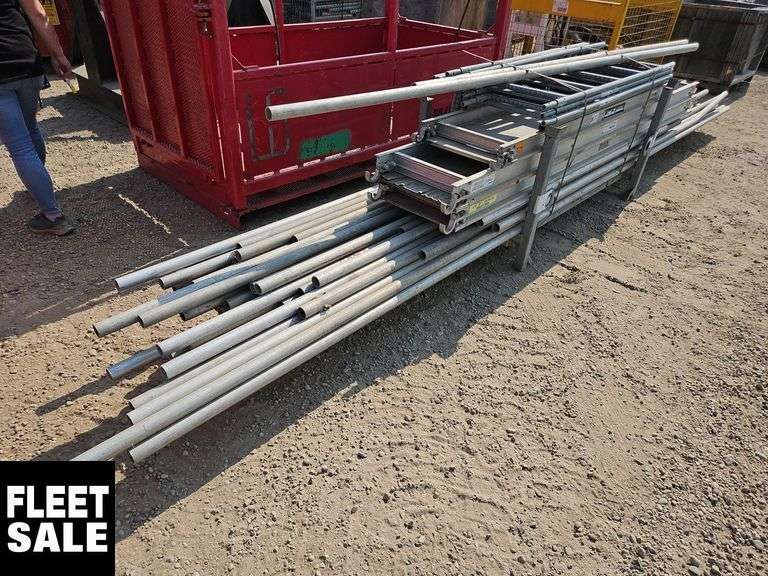Rack of Scaffolding Platforms - Qty 1 - Michener Allen Auctioneering Ltd