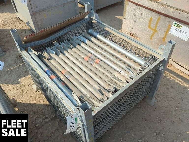 Crate of Scaffolding supports - Qty 1 - Michener Allen Auctioneering Ltd