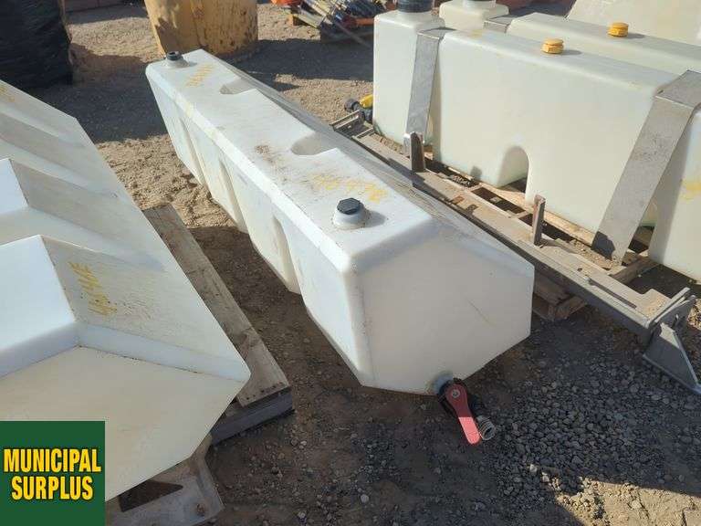 100 Gallon Poly Tank - Qty 1 - Michener Allen Auctioneering Ltd