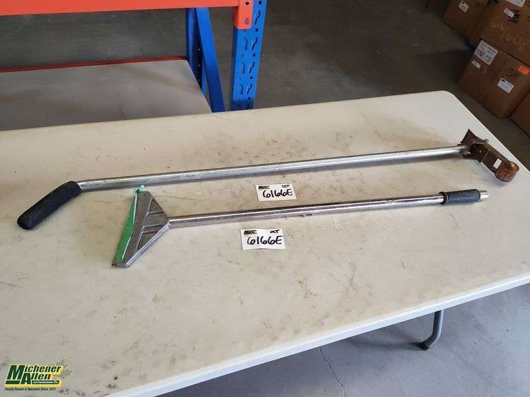 2 Manual Floor Scrapers - Michener Allen Auctioneering Ltd