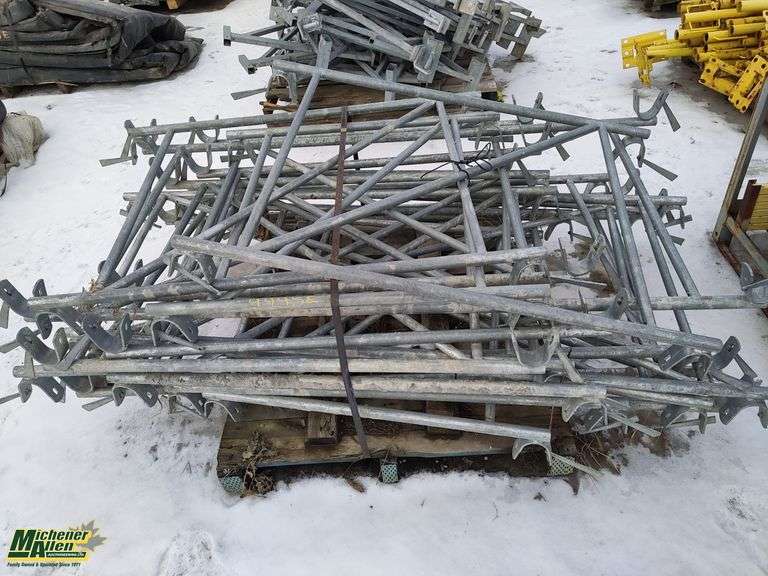 Pallet with Shoring Levelling Gates - Michener Allen Auctioneering Ltd