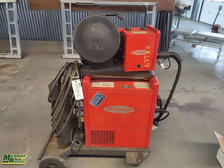 Fronius TransPuls Synergic 3200 Welder with VR 4000 Wire Feeder ...