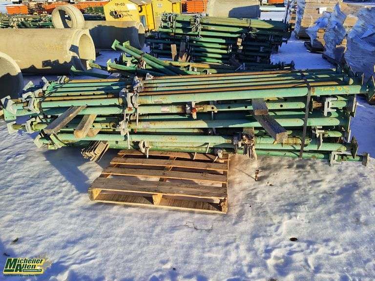 Pallet of Shoring Posts - Michener Allen Auctioneering Ltd