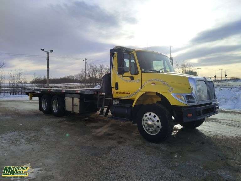 2004 International WorkStar 7500 T/A Tilt Deck Tow Truck - Michener ...