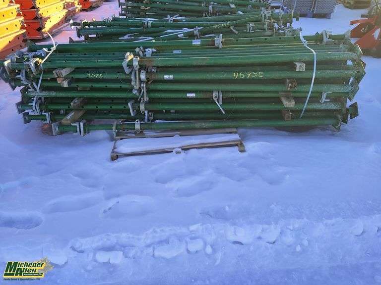 Pallet of Shoring Poles - Michener Allen Auctioneering Ltd