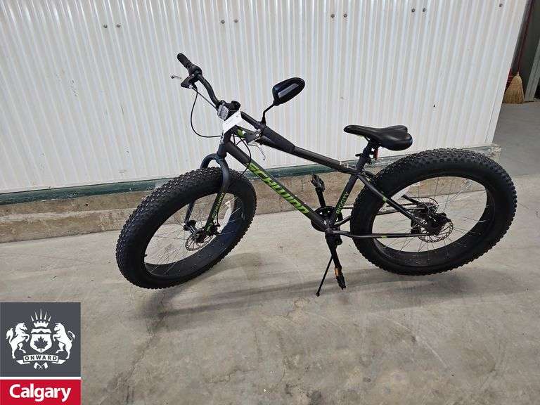 Grey Men's Schwinn Biggity - Michener Allen Auctioneering Ltd