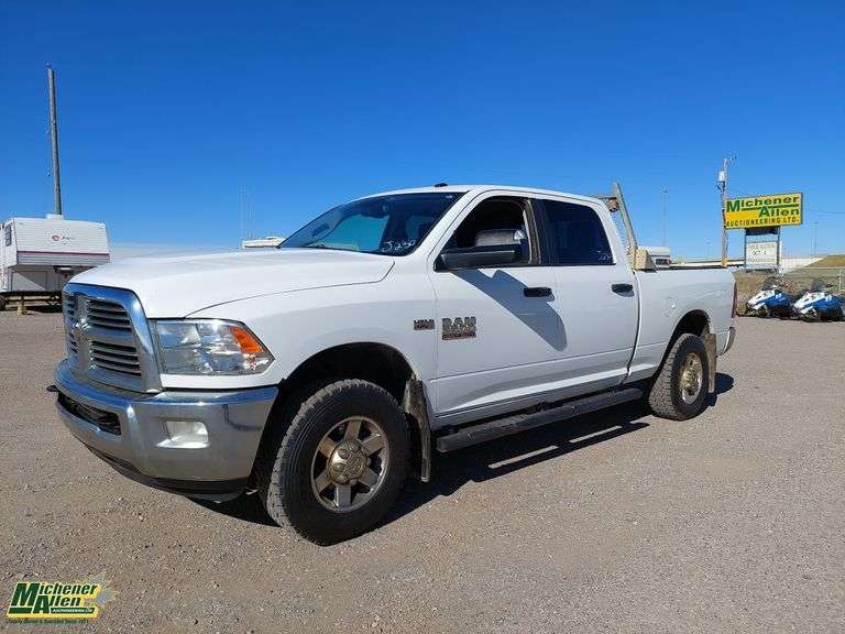 2013 Ram 2500 Heavy Duty 4x4 SLT 4dr Crew Cab 6.3 ft. SB Hemi ...