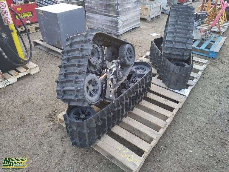 4 UTV 4S1 Conversion Tracks - Michener Allen Auctioneering Ltd