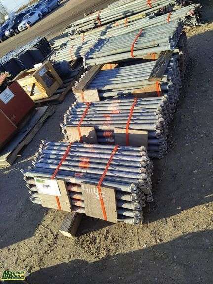 4 Bundles Of Scaffold Ledgers 2 metre - Michener Allen Auctioneering Ltd