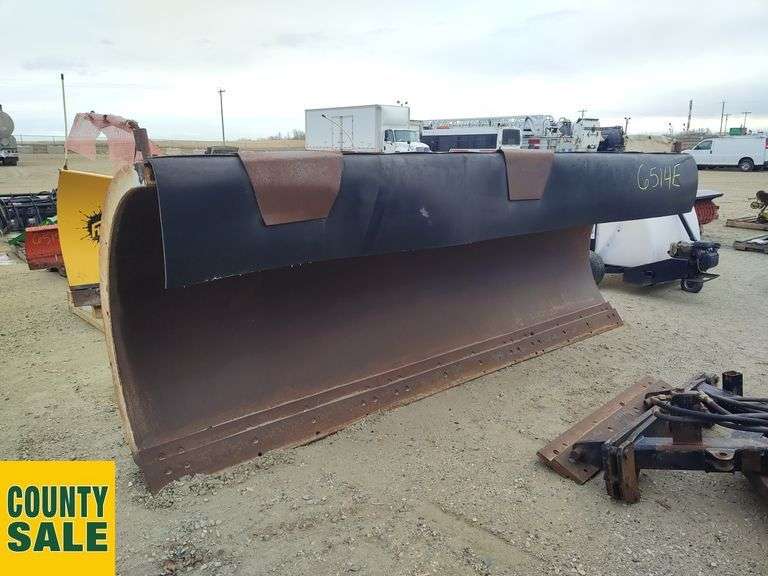 12ft Front Mount Plow - Michener Allen Auctioneering Ltd