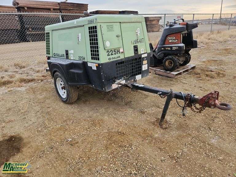 Non-Operable Sullair 225H Pull Behind Air Compressor - Michener Allen ...