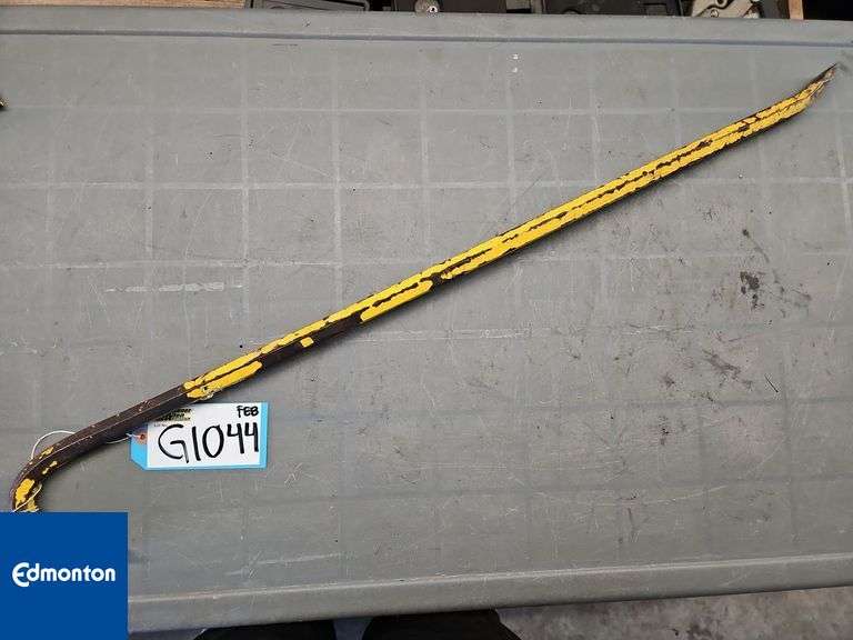 36" Crowbar - Qty. 1 - Michener Allen Auctioneering Ltd