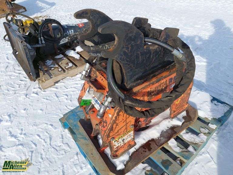 NPK C4C Excavator Hoe-Pack - Michener Allen Auctioneering Ltd