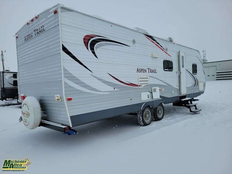2014 Dutchmen Aspen Trail 2810BHS T/A BP - Michener Allen Auctioneering Ltd