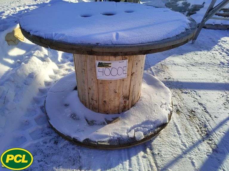 Large Wooden Spool 4' D x 31" H - Michener Allen Auctioneering Ltd
