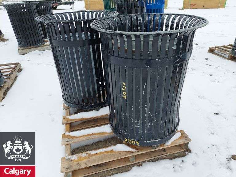 2 Ornamental Garbage Bases/Rings - Michener Allen Auctioneering Ltd