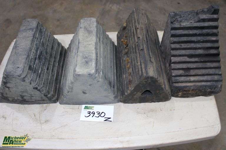 Lot of 4 Chalk Blocks - Michener Allen Auctioneering Ltd