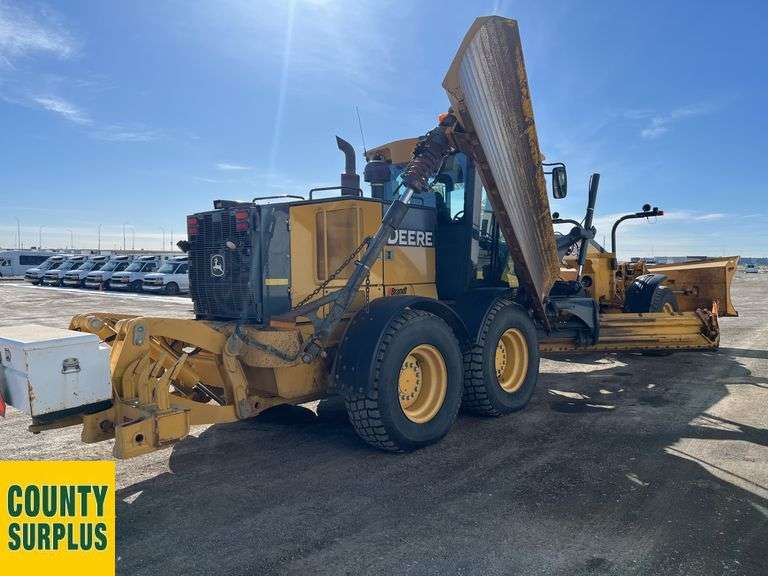 2014 John Deere 870G Grader Ripper/Scarifier, Snow Wing, V Plow ...