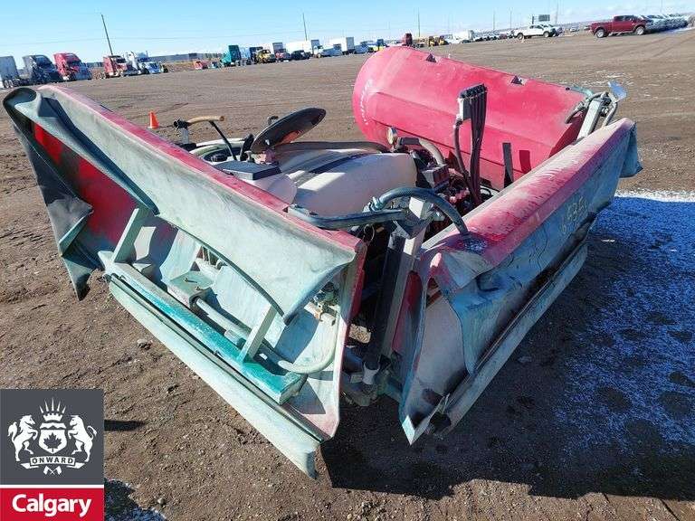 200Gal Covered Boom Spreader with Stands and Wheels Toro 41235 Workman ...