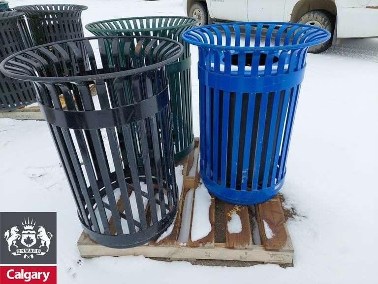 3 Ornamental Garbage Bases/Rings - Michener Allen Auctioneering Ltd