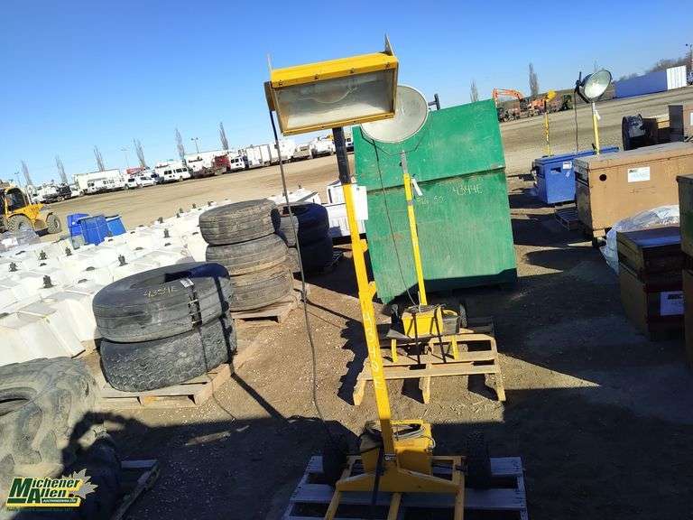 Pallet with Bull Dog Portable Power Tower Light Stand - Michener Allen ...