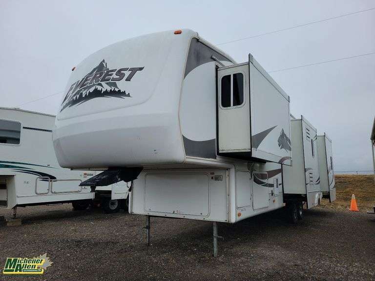 2006 Keystone Everest 344J 34ft. T/A 5W - Michener Allen Auctioneering Ltd