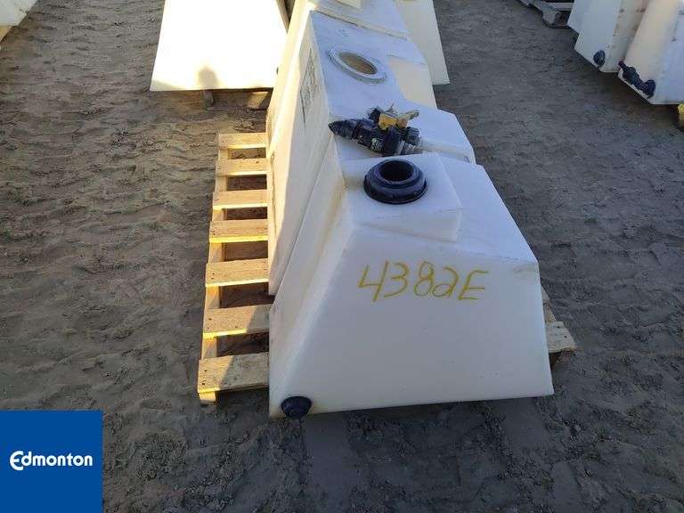 Pallet with 1 Used Calcium Plastic Tanks - Michener Allen Auctioneering Ltd