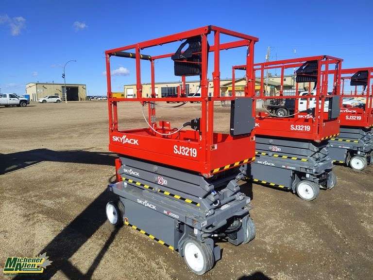 2024 Unused Skyjack SJ3219 500 LB Electric Scissor Lift - Michener Allen Auctioneering Ltd
