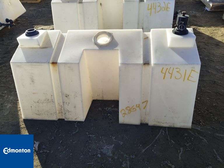 Pallet with 1 Used Calcium Plastic Tanks - Michener Allen Auctioneering Ltd