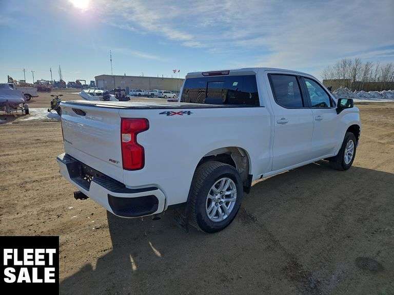 2021 Chevrolet Silverado 1500 4x4 RST 4dr Crew Cab 5.8 ft. SB ...
