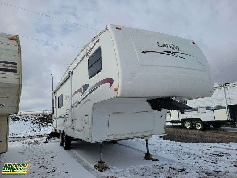 2003 Keystone Laredo 27RL 27ft. T/A 5W - Michener Allen Auctioneering Ltd
