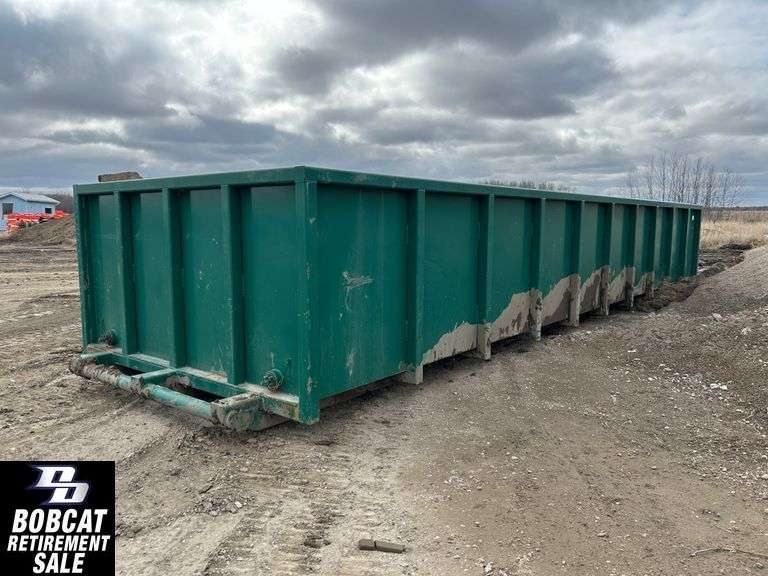 11FT X 38FT Flock Tank - Michener Allen Auctioneering Ltd