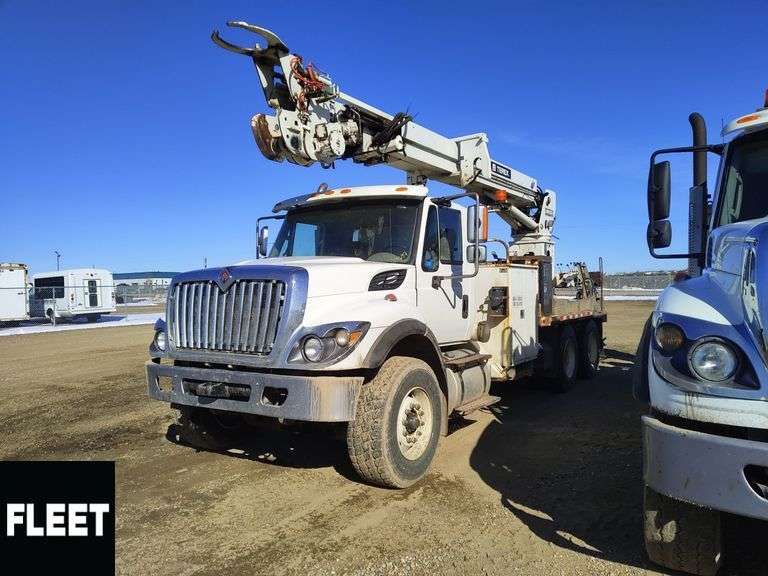 Non-Operable 2016 International WorkStar 7400 T/A Digger Derrick Truck - Michener Allen ...