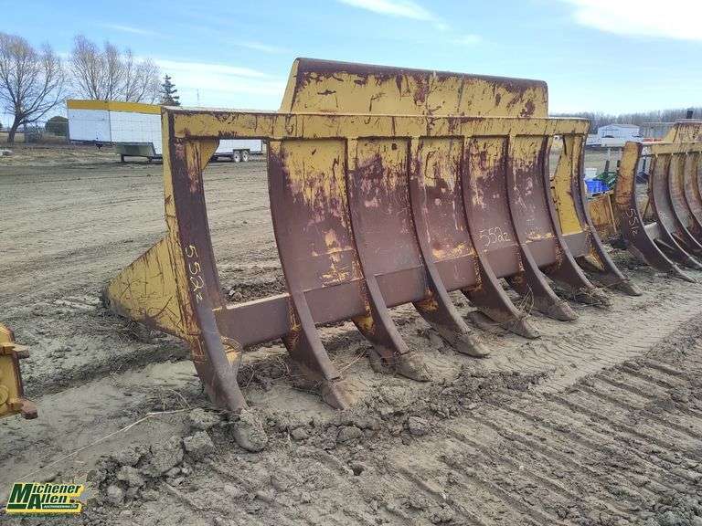 148in Rake Crawler Attachment - Michener Allen Auctioneering Ltd