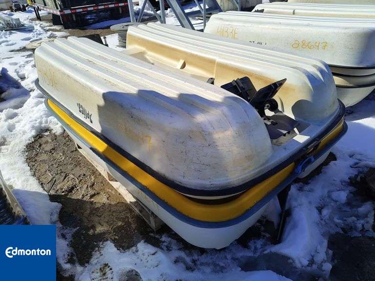 2 Pelican Paddle Boats - Michener Allen Auctioneering Ltd