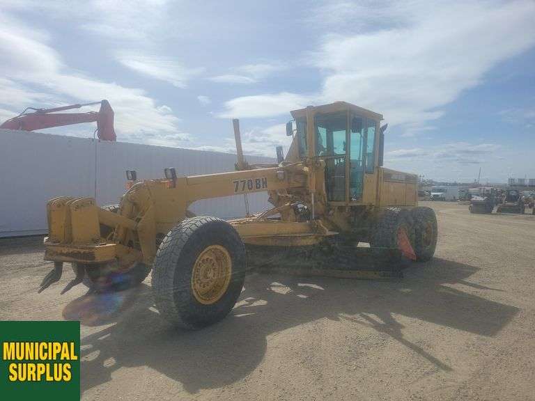 1993 John Deere 770BH Grader Ripper/Scarifier, Snow Wing, Front Lift ...