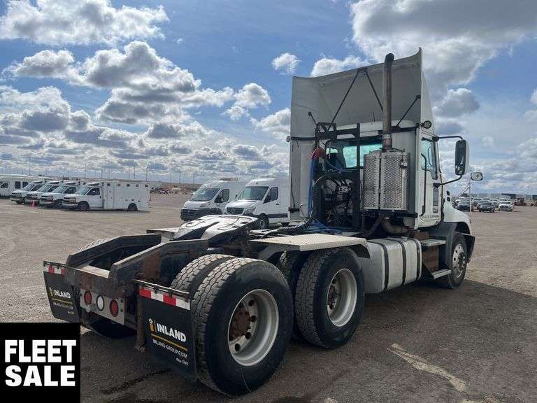 2013 Mack Pinnacle T/A Wet Kit Day Cab Tractor - Michener Allen ...